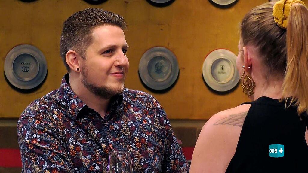 Daniel Vogler aus Baar im Gespräch mit Jessica.