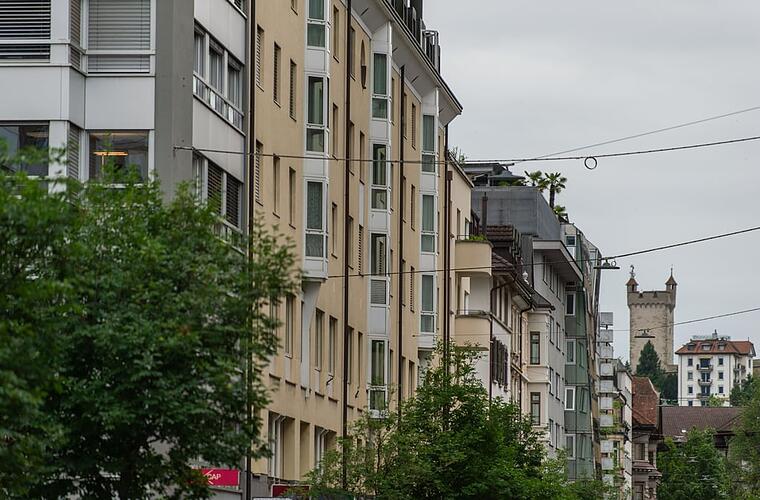 Wohnraum in Luzern: Stimmbevölkerung nimmt beide Vorlagen an