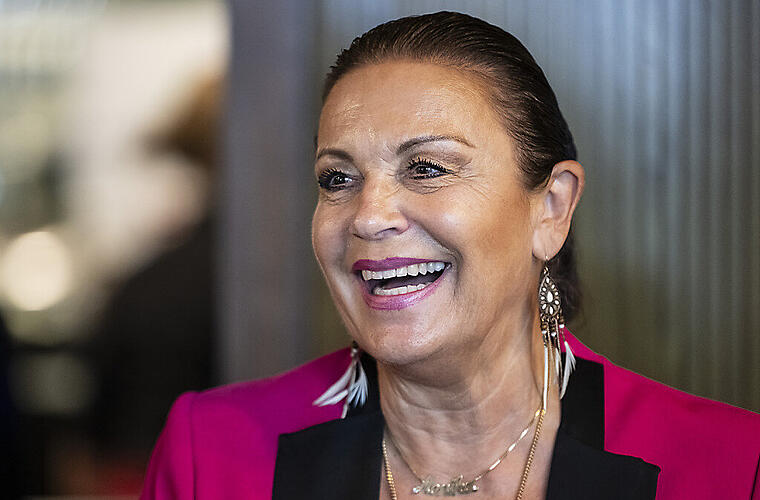 Handkuss für Monika Kaelin von Fürst Albert