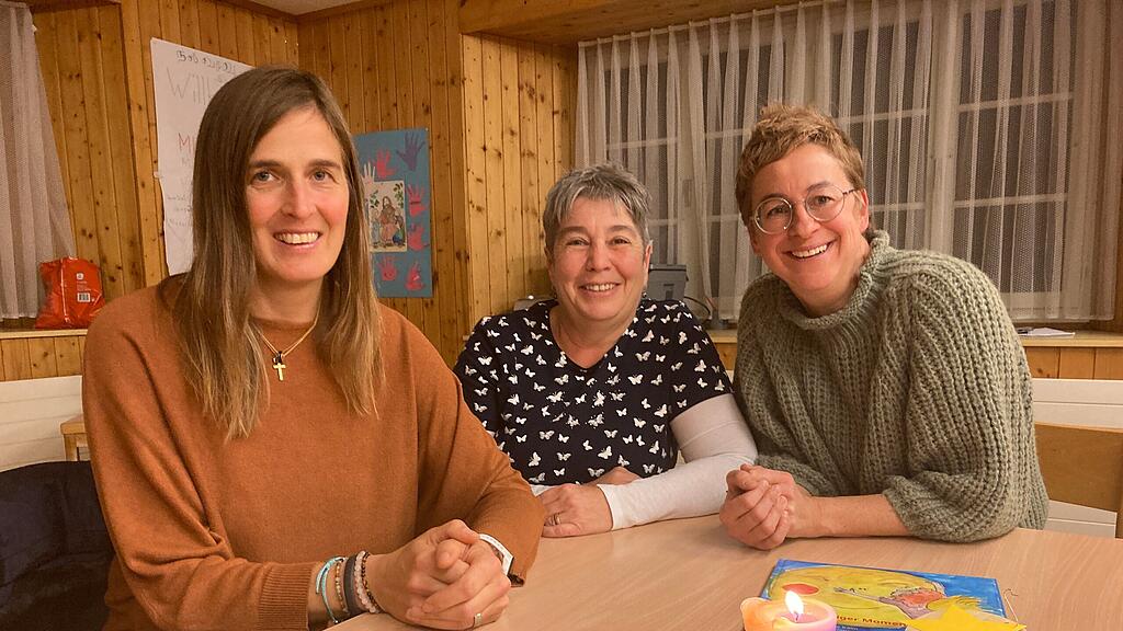 Esther Pollini-Bachmann aus Seewen, Rita Schuler aus Steinerberg und ...