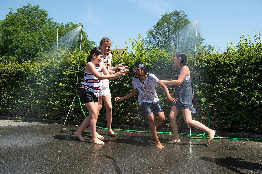 Duschen mitten auf dem Schulhausplatz – in Buchrain geht das ab sofort