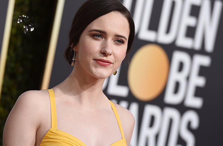 Rachel Brosnahan von Bluttat erschüttert
