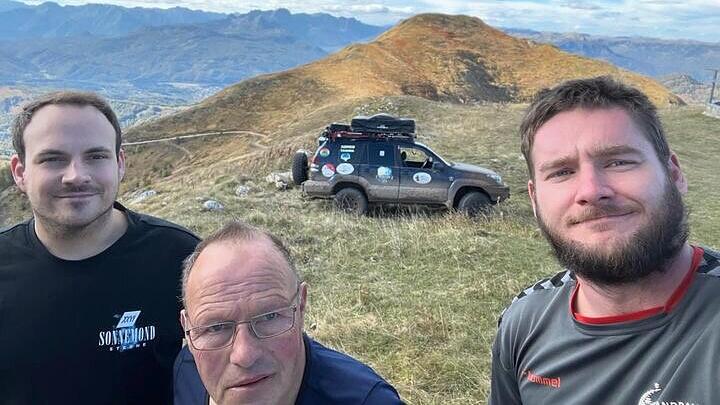 Ein Selfie von Patrick Styger (von links), Edy Styger und Michi Bissig ...