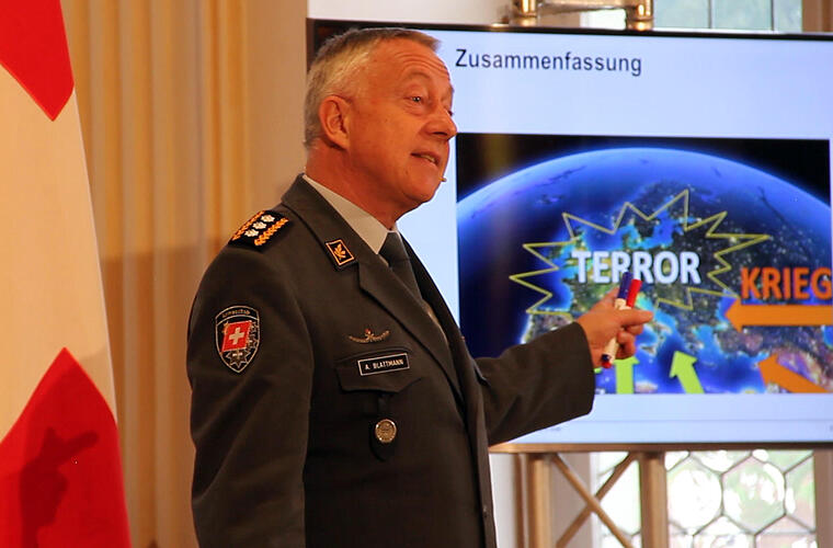 Armeechef Blattmann: «Cyber-Attacken sind jetzt gerade im Gang»