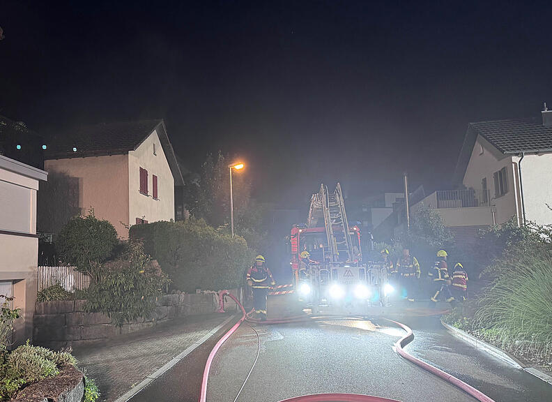 Seniorin kommt bei Hausbrand ums Leben
