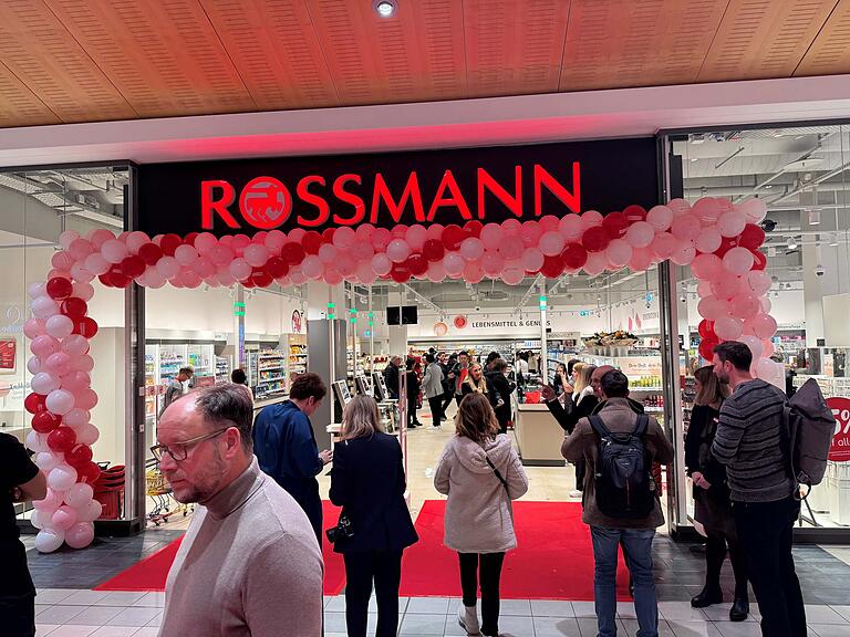 Erste Schweizer Rossmann-Filiale in Emmen ist offen – Ingenbohl folgt bald