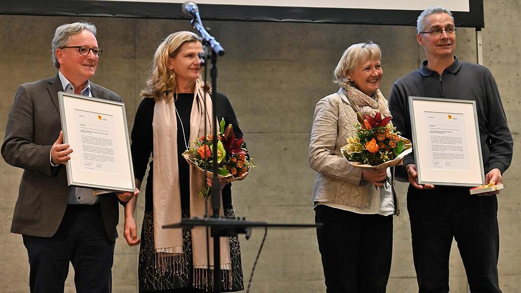 Ausgezeichnet in der Horwerhalle für ausgezeichneten Wein, von links ...