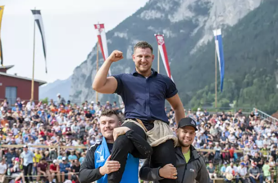 Lario Kramer triumphiert in Erstfeld