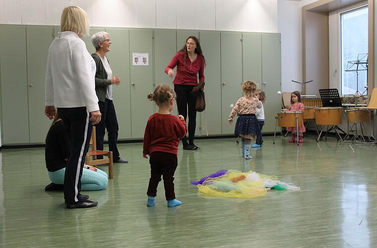 Musikschule lädt zu Eltern-Kind-Singen
