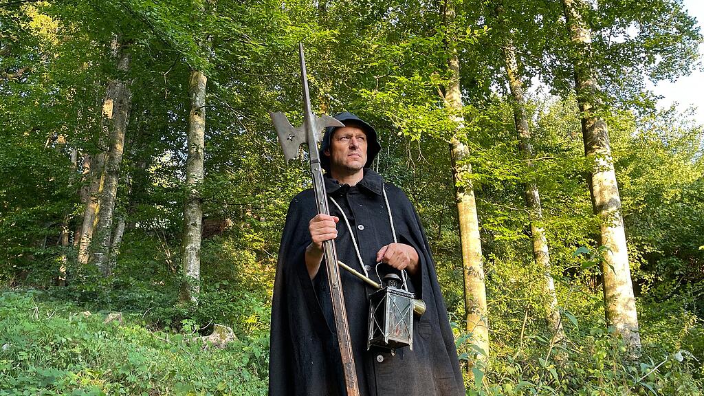 Guido Schuler in seinem Nachtwächterkostüm.