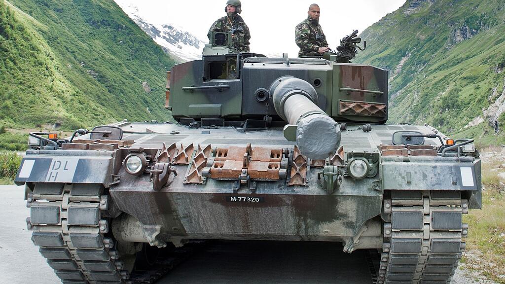 Ein Panzer 87 Leopard am Hinterrhein – doch manchmal fährt er auch ...