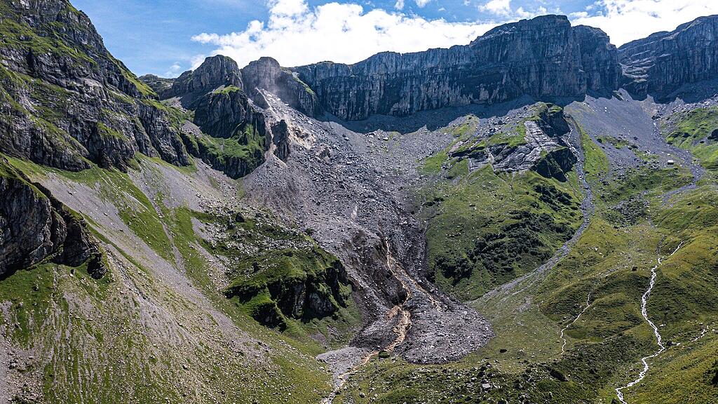 Der Felsabbruch im Gwalpeten-Gebiet am Tag nach dem Ereignis.