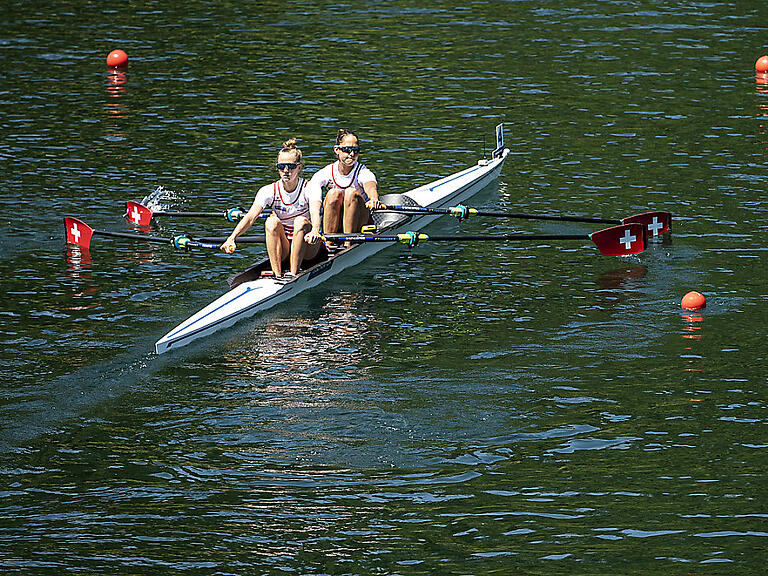 Schweizer Ruderer auf Kurs