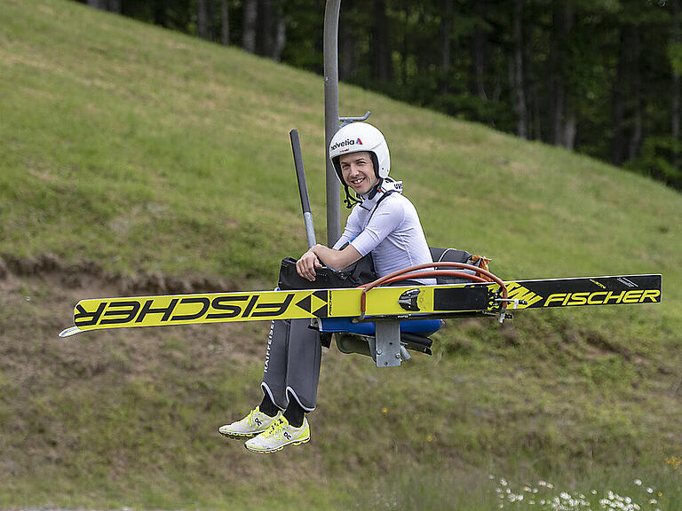 Schweizer Skispringer überzeugen