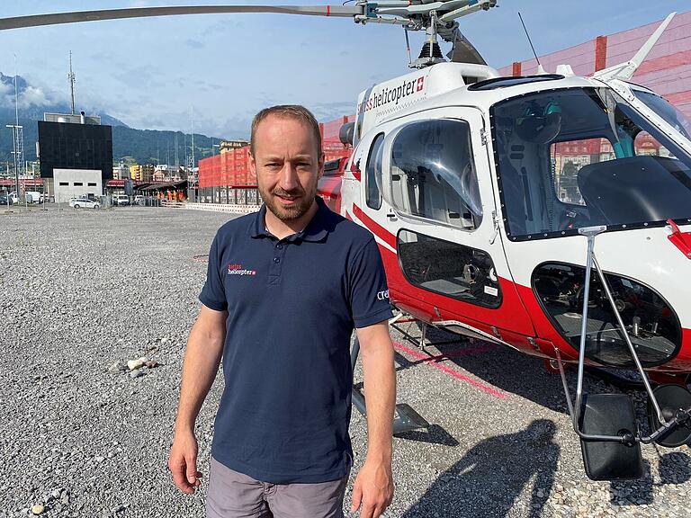 Zentralbahn-Doppelspur: Dieser Helikopter bringt die Masten für die ...