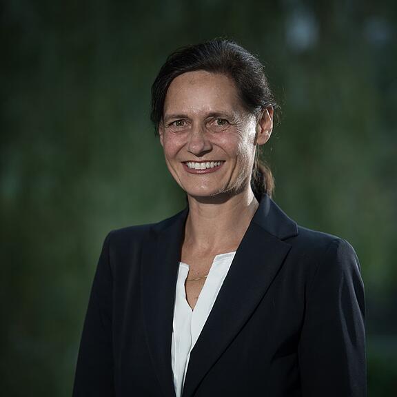 Vaterschaftsurlaub, 5G und Co. – fünf Fragen an die fünf Obwaldner ...