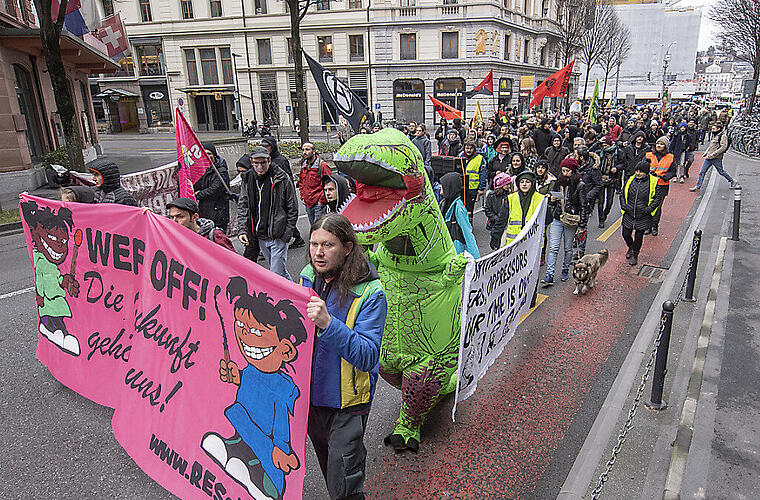 250 Personen an Anti-WEF-Demo