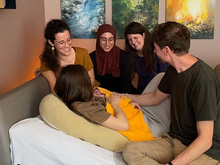 Im neuen Geburtshaus ist das erste Baby auf die Welt gekommen