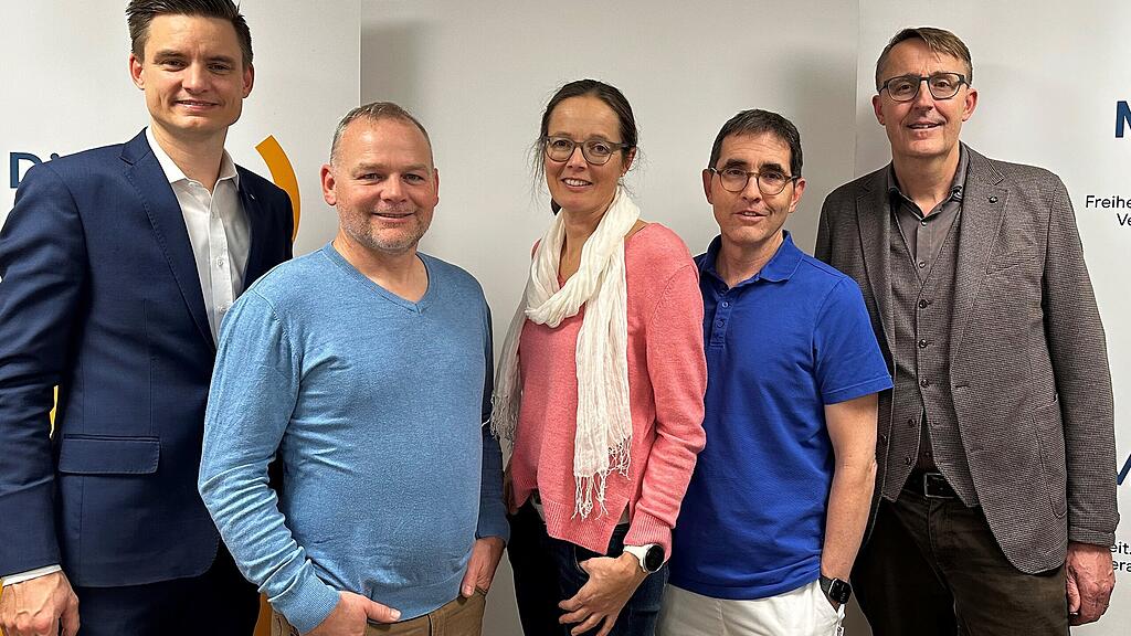 Die Nominierten der Mitte Brunnen: Von links Matthias Kessler, Erich ...