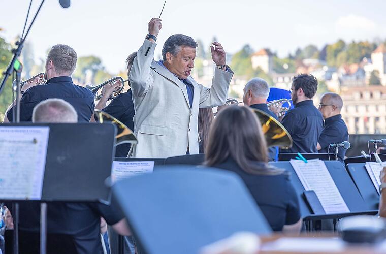 «Amateure in olympischer Qualität»: Darum sieht sich Dirigent Nicholas ...