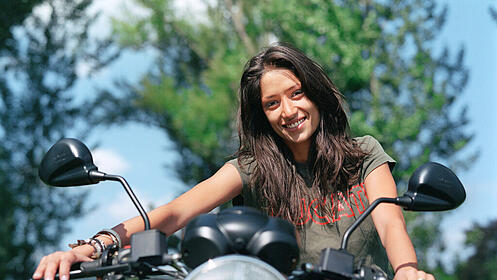 Melanie Winiger: Alle aktuellen Nachrichten, Infos & Bilder