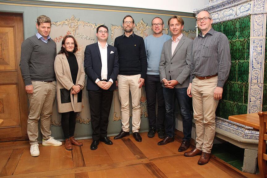 Wandel bei der Bildungskommission im Herrenhaus Grafenort