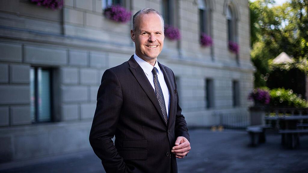 Stephan Schleiss führt die Direktion für Bildung und Kultur. Er erklärt ...