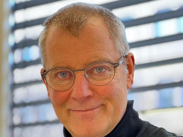 Guido Simmen erhält Zuger Anerkennungspreis