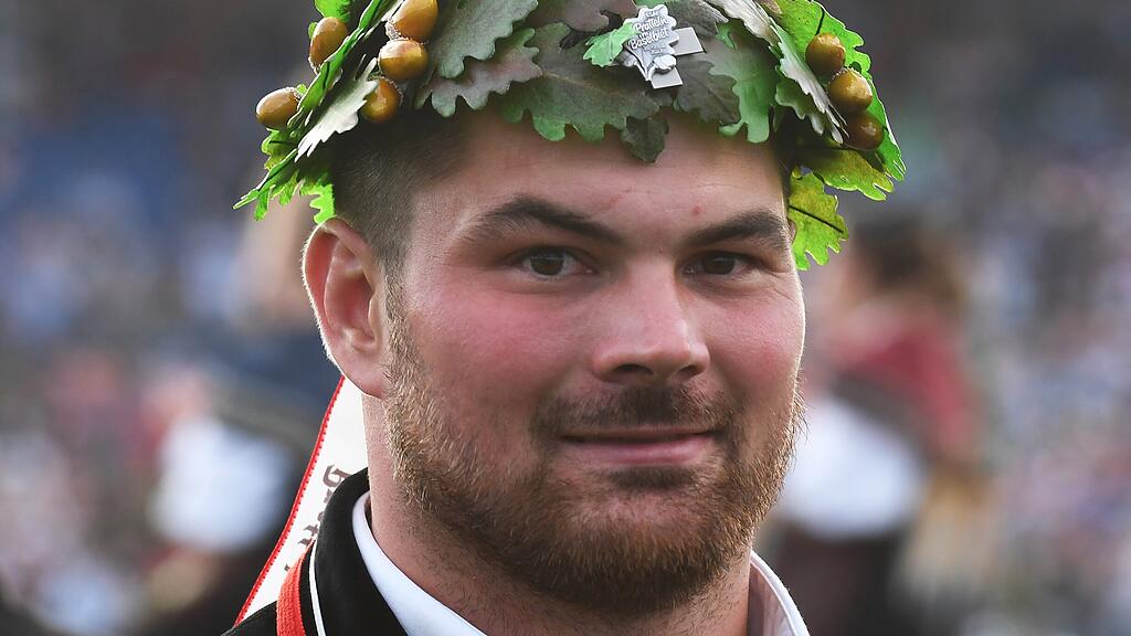 Mike Müllestein gewinnt nach 2016 (Estavayer) und 2019 (Zug) in ...