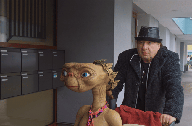 DIY-Film von Sergio Fertitta mit Nina Burri und Beat Schlatter