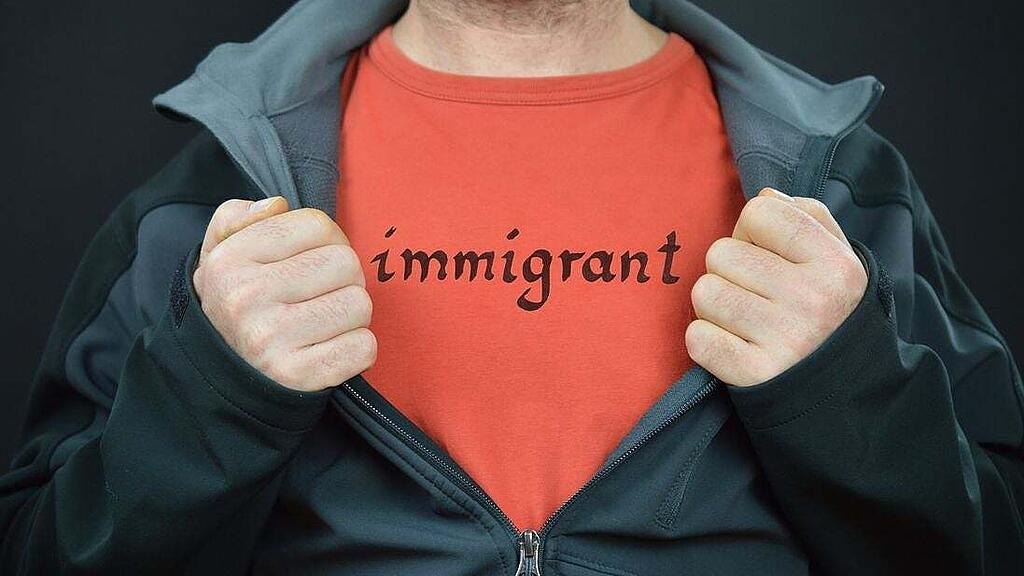 Stigmatisierende Wörter wie Asylant für Asylsuchende haben eine lange ...
