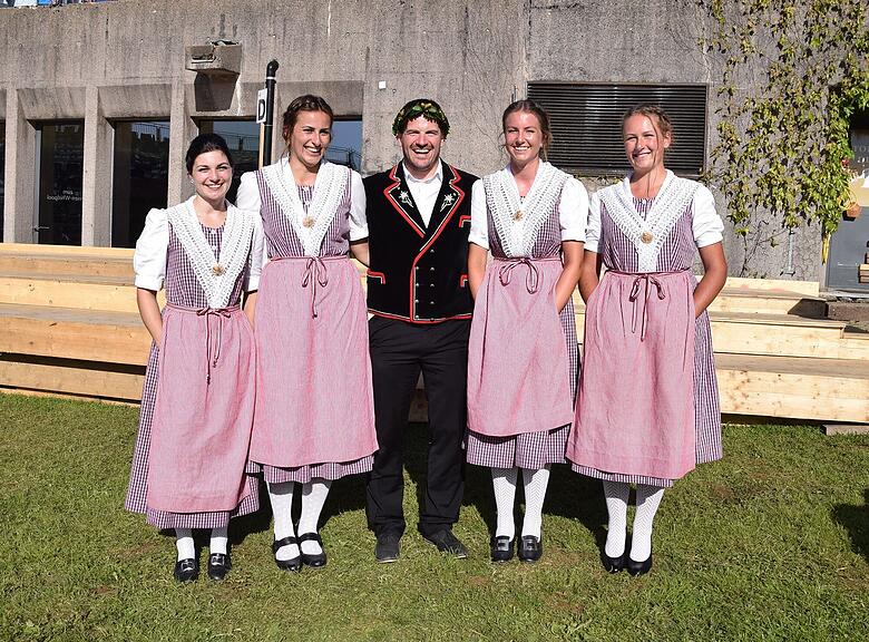 Urner Schwinger Stefan Arnold holt seinen vierten Stoos-Kranz