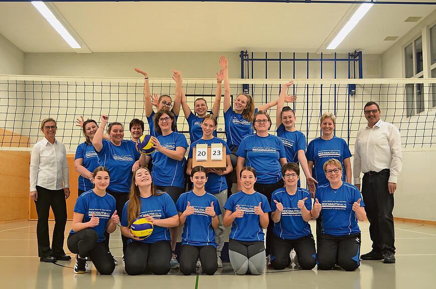 Netzball Ibach im neuen Dress