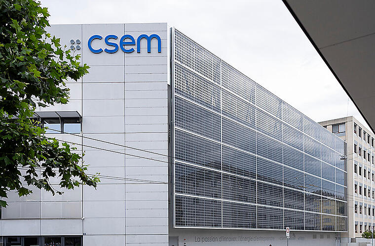 2105117_der-csem-hauptsitz-in-neuenburg-neu-wird-das-urspruenglich-fuer ...