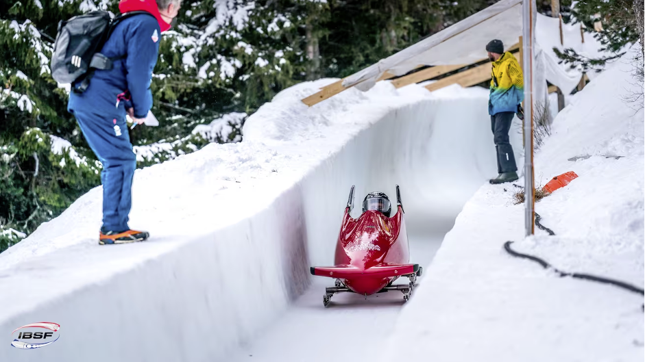 Jonas Frei (im Bild) fährt im Para-Bob-WM-Rennen auf den achten Rang.