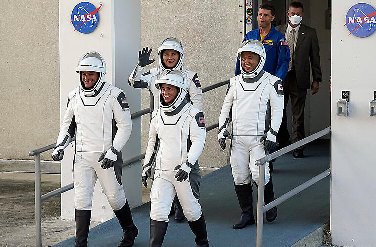"Crew-5" zur ISS gestartet