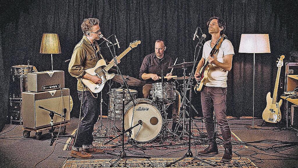 Orion Drive in ihrem Proberaum in Goldau (von links): Roland Bürge ...