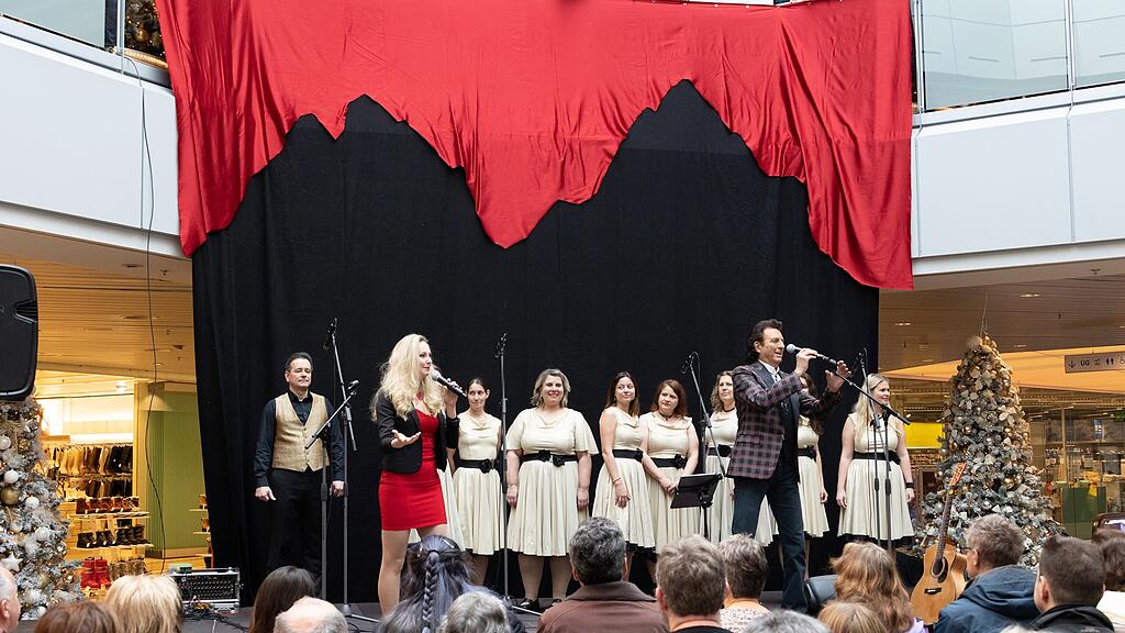 Pure Weihnachtsstimmung dank Bo Katzmann, seiner Tochter Ronja und The ...