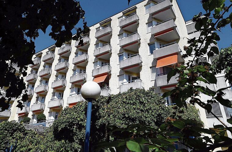 Der Aufenthalt im Zuger Altersheim soll günstiger werden