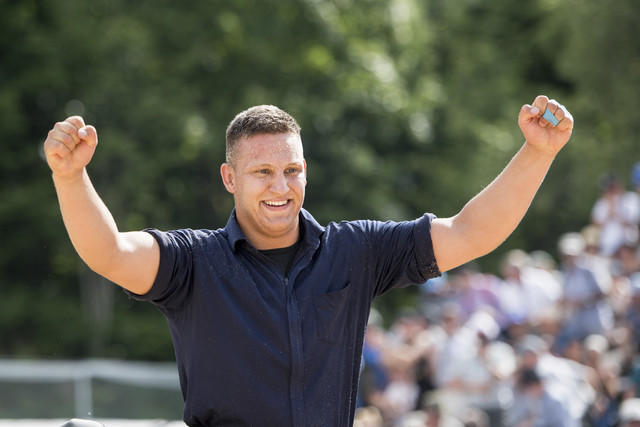 Sensation auf dem Stoos: Lario Kramer gewinnt