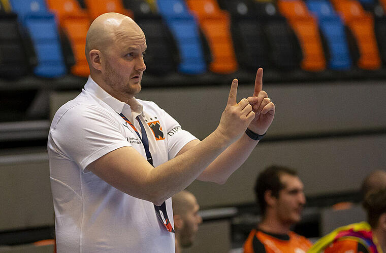 Toptrio im Gleichschritt