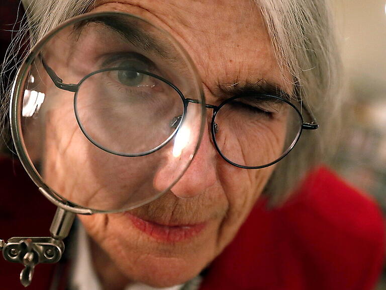 Donna Leon traut Online-Shopping nicht